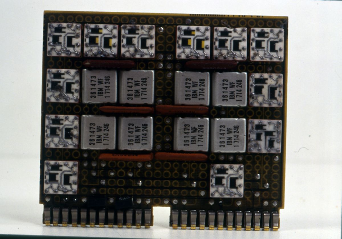 modulo per computer tipo SLT (Solid Logic Technology)